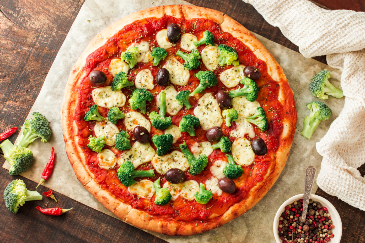 Delicious Healthy Pizza Toppings To Try! - BrainsBrew